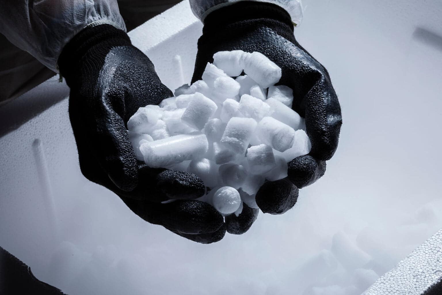 Top 7 Places to Buy Dry Ice for Drinks - Theresa Reviews