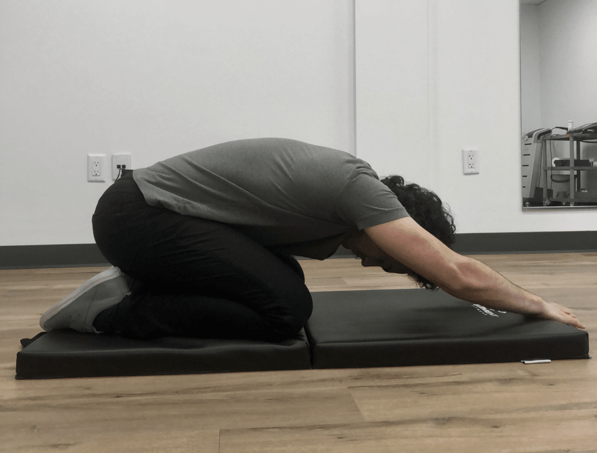 15 Natural Remedies and Stretches to Ease Flared Rib Pain - Theresa Reviews