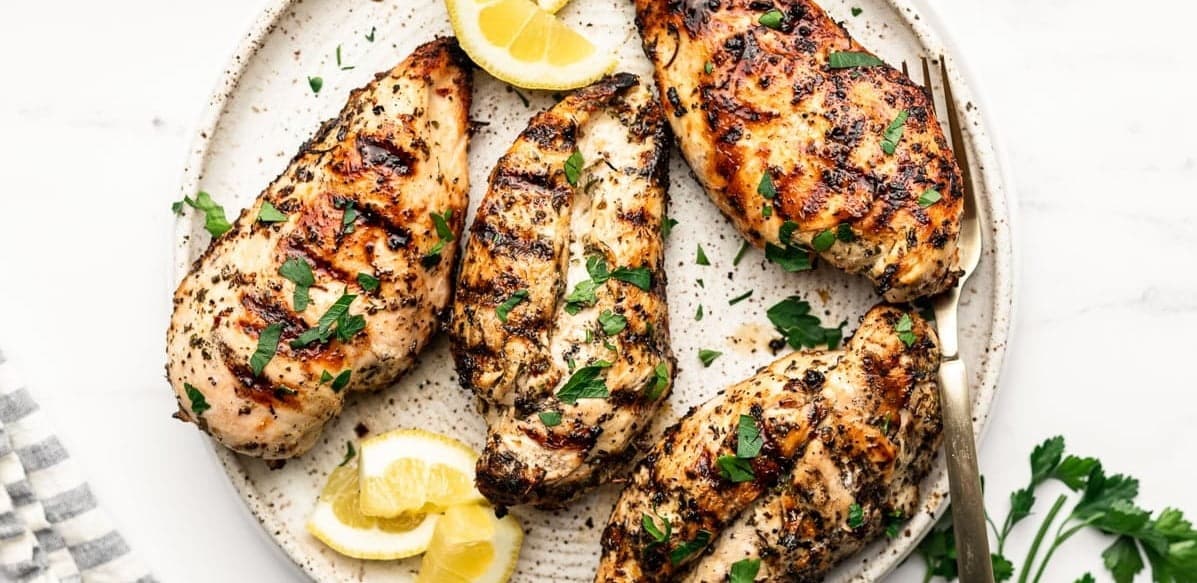 9 Best Ways to Marinate Frozen Chicken - Theresa Reviews